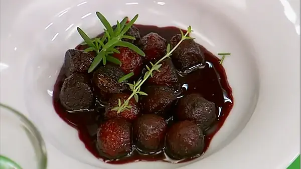 Red Red Wine - Xumo Free Food TV | Xumo Play