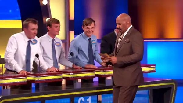 Dave's answer shocks the audience... and his wife! | Family Feud ...