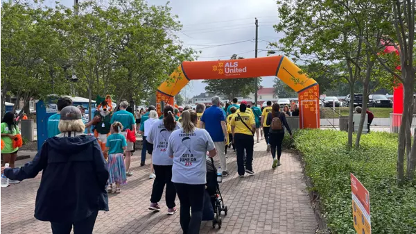 ABC11 takes part in ALS Walk to honor Larry Stogner - WTVD ABC11 24/7 ...